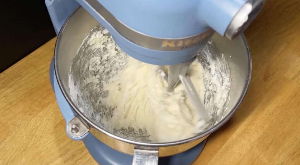 Royal Icing With Meringue Powder: The BEST Royal Icing Recipe