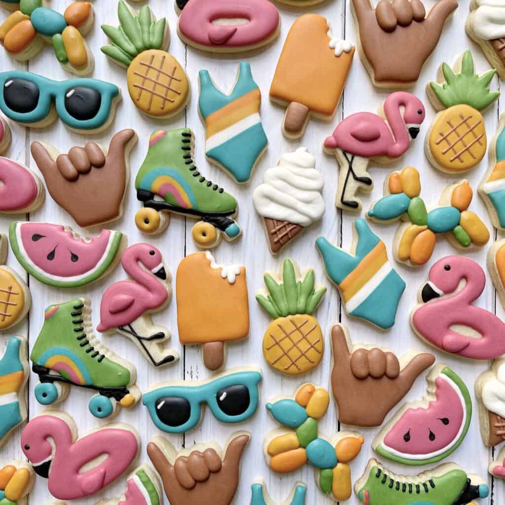 Cookie Decorating Practice Sheets + Piping Tips & Tricks