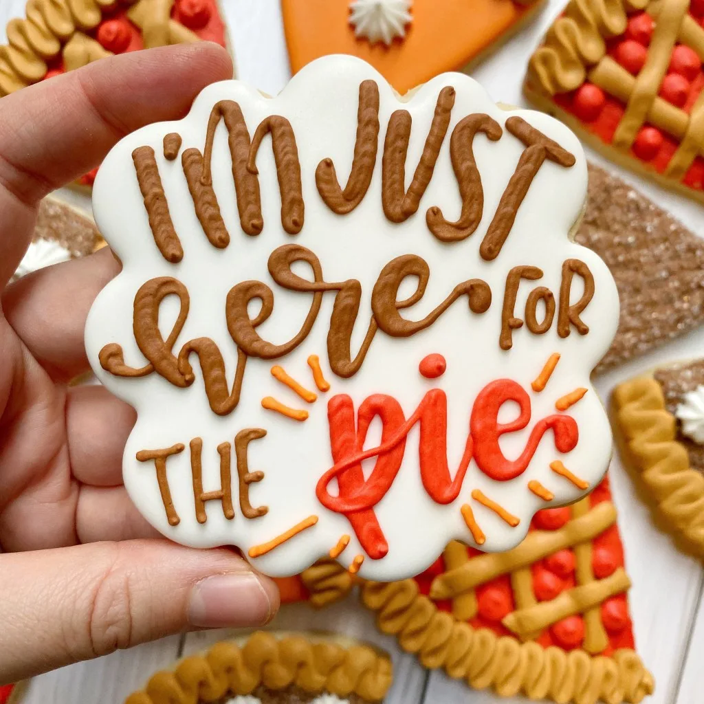 Writing with Royal Icing: Lettering Tips & Tricks