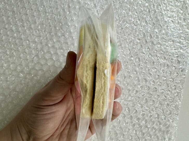 How to Pack Cookies for Shipping